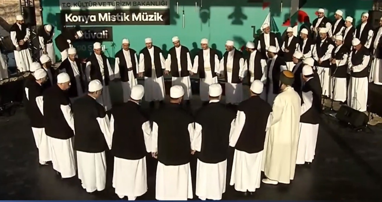 Halvet-i Devranı — Semazen